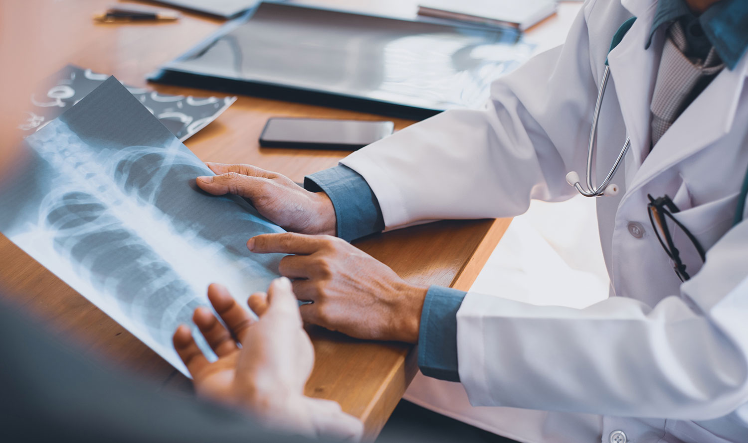 Microdiscectomy Surgery Long Island, NY | Dr. George Kakoulides