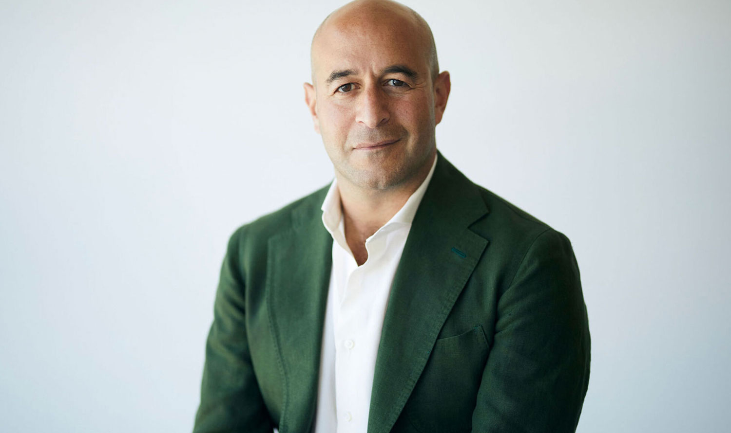 Best Neurosurgeon Long Island, NY | Dr. George Kakoulides